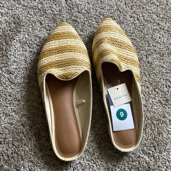 Universal Thread | Shoes | Womens Rafia Universal Thread Slippers Mules ...